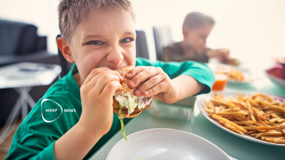 🍔 American kids and teenagers eat less fast food